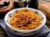 9 resèt pasta popilè nan diferan rejyon nan peyi Itali / Ki diferans ki genyen ant 