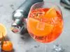 10 loại cocktail với rượu vang sủi bọt / Pha chế Bellini, Kir Royale và Sangria dựa trên rượu sâm panh