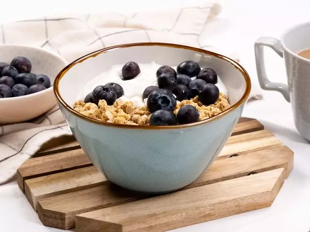 다이어트 아침 식사 / 조리법 및 권장 사항 선택 - 사이트의 "음식 및 체중"섹션 기사