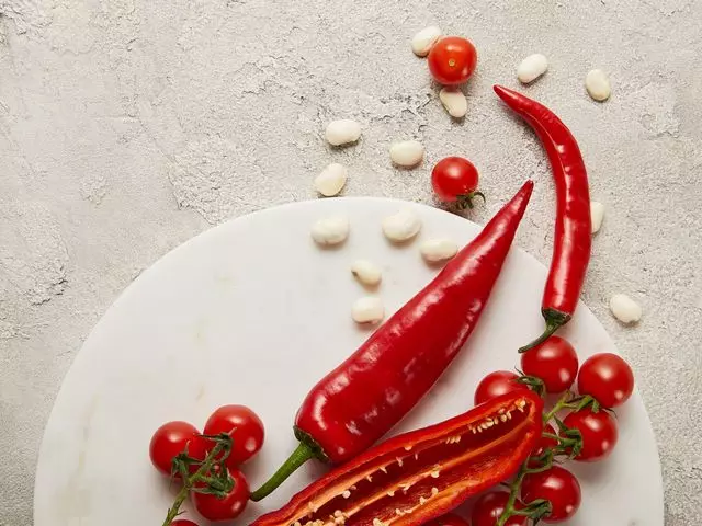 A chili hasznos tulajdonságai / Nyolc ok, hogy ne féljen az égető íztől - egy cikk a webhely "Mit együnk" szakaszából