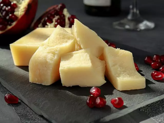 Peynir neden faydalıdır / Ne kadar ve kim yiyebilir - "Fayda veya zarar" bölümünden siteye bir makale