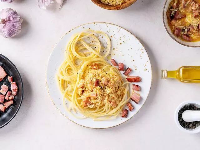 3 verzije podrijetla tjestenine Carbonara / I provjereni recept - članak iz odjeljka "Hrana daleko od kuće" na web stranici