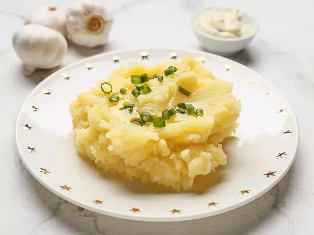 Que facer para que as patacas fervan máis rápido / Consellos para aqueles que teñen présa: un artigo da sección "Como cociñar" do sitio