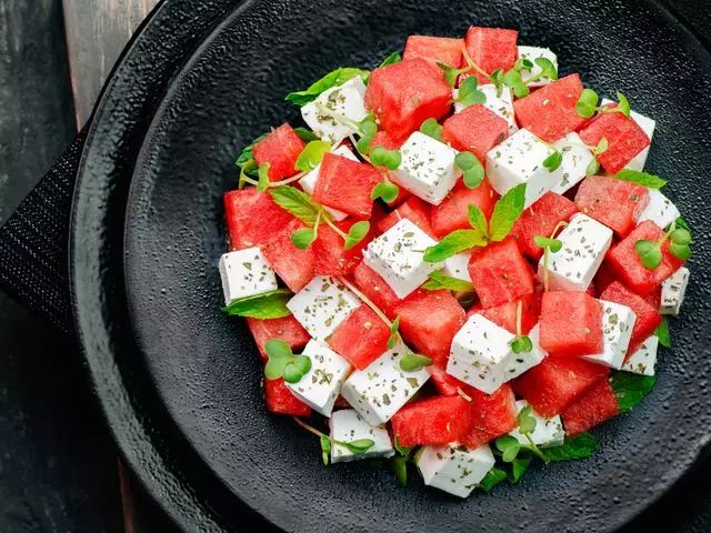 Yakanaka sei kucheka watermelon / Yekuraira saiti - chinyorwa kubva kumusoro "Zvokudya uye Varaidzo" kune saiti