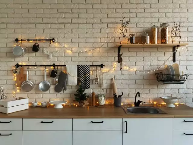 रसोई में नए साल का माहौल कैसे बनाएं / छुट्टी के विचार - साइट पर "रसोई कैसे सुसज्जित करें" अनुभाग से एक लेख