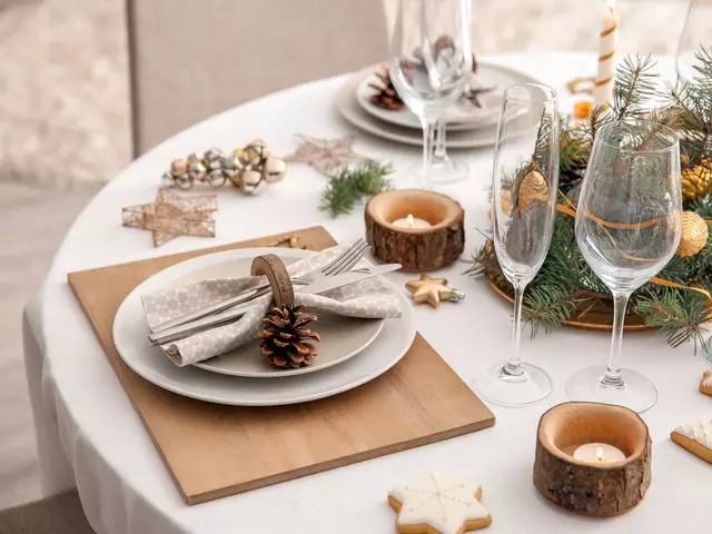 How to serve and how to decorate the New Year's table / Rules and ideas - an article from the heading "How to equip a kitchen" on the site