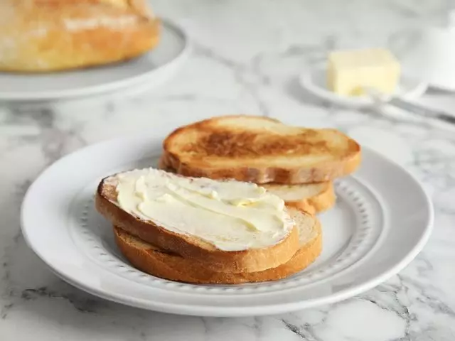 Sanning och myter om margarin / Vad är det gjort av, hur det skiljer sig från smör