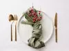How to set the New Year's table beautifully / Tips from experts
