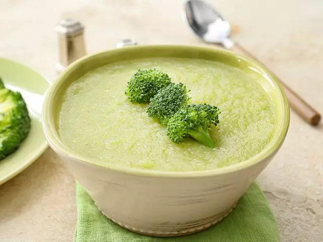 3 resep sup untuk menurunkan berat badan / Pilihan untuk makan siang atau makan malam diet - artikel dari bagian "Makanan dan berat badan"