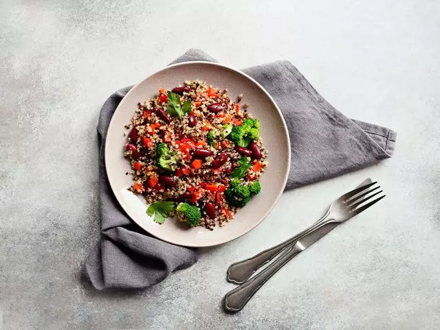 8 salāti ar sarkanajām pupiņām / Sātīgi un veselīgi ēdieni - raksts no sadaļas "Ko ēst"