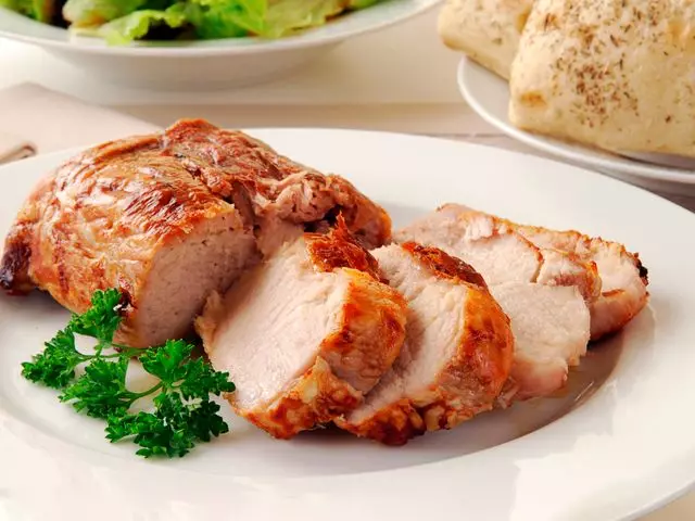 Cum să gătești carbonade delicioase / 6 cele mai bune rețete pentru carne de porc fragedă - un articol din secțiunea „Ce să mănânci” de pe site