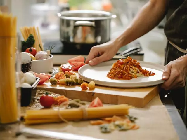 วิธีเรียนรู้การทำอาหารอย่างรวดเร็ว / เคล็ดลับ - บทความจากส่วน "วิธีการทำอาหาร" บนเว็บไซต์