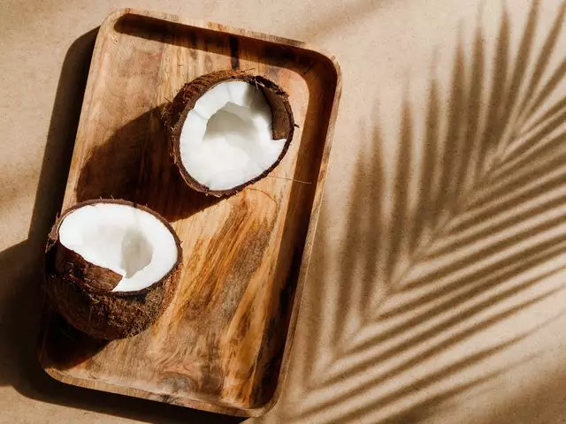 Najobľúbenejšie kokosové produkty / článok Ako používať kokosovú vodu, mlieko, múku a olej – čo jesť