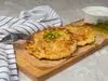 Indlela yokupheka ama-pancake amazambane kanye nama-browns hashi / Recipe evela kumpheki ochwepheshe