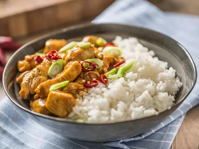 Cara merebus ayam dengan enak / Kiat dan resep berguna dari berbagai negara - artikel dari bagian "Cara memasak" di situs