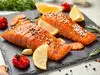 Како лососот се разликува од лососот / Придобивките од рибата и рецептите од него