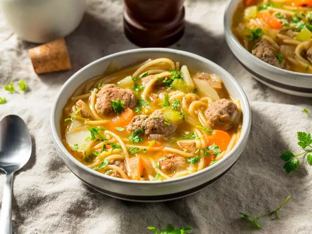 How to cook soup with meatballs / Instruction site - an article from the heading "How to cook" on the site