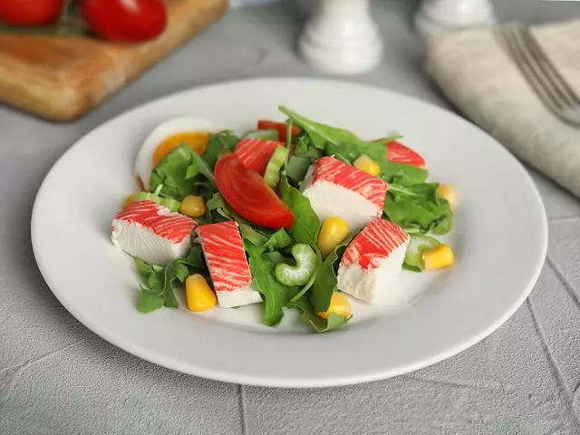 7 gerechten met krabsticks / Recepten voor dagelijkse diners en lunches - een artikel uit het gedeelte "Hoe te koken" op de site
