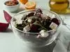 Le migliori insalate di barbabietole lesse / Per i giorni feriali e festivi