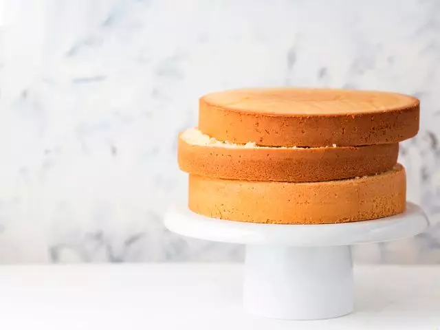 Πώς να κόψετε γρήγορα ένα μπισκότο σε ομοιόμορφα κέικ / Λεπτομερείς οδηγίες για αρχάριους ζαχαροπλάστες - ένα άρθρο από την ενότητα "Πώς να μαγειρέψετε" στον ιστότοπο