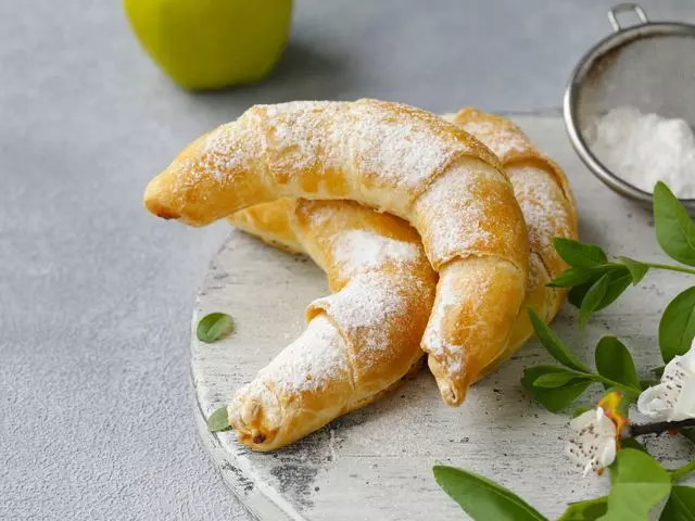 Bagel ou crescente / Versões da origem dos famosos croissants - um artigo da seção "Comida fora de casa" no site