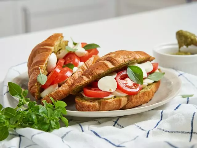 5 份健康零食三明治 / Pyaterochka 的精选食谱 - 来自网站“如何烹饪”部分的文章