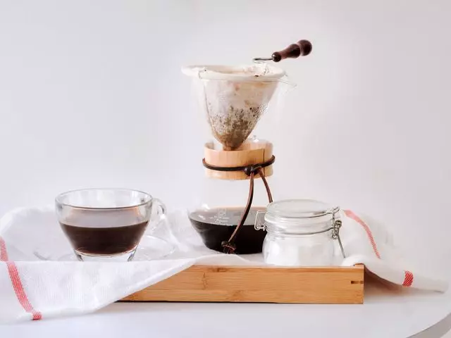 Je káva škodlivá / Ako ju piť, aby z nej mala iba úžitok - článok zo sekcie „Úžitok alebo škoda“ na stránke