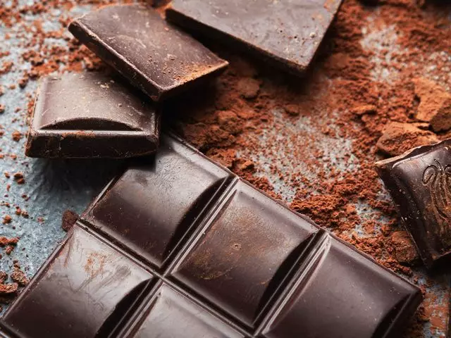 7 iemesli, lai neatteiktos no šokolādes / Un ļaujiet sev ēst tik daudz, cik vēlaties - raksts no vietnes sadaļas "Veselīgs ēdiens"
