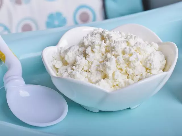 Bir bebek bir yıla kadar ne kadar süzme peynir yiyebilir / Her gün süzme peynir yemek zararlı değil mi - sitedeki "Ne beslenmeli" bölümünden bir makale