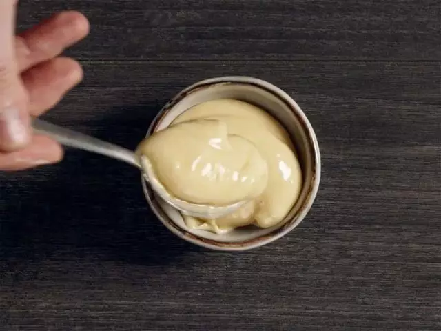 Si të bëni majonezë të bërë në shtëpi