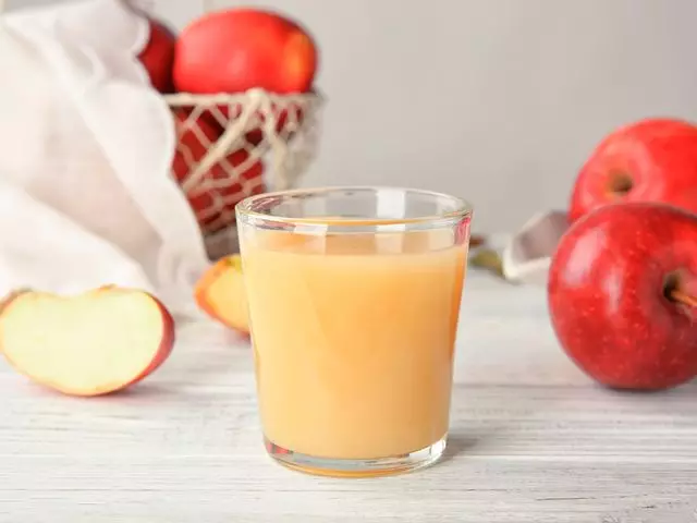 Sådan juicer du æbler uden en juicer