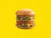 Ses originalaj McDonald's hamburgeroj en malsamaj landoj: de Hindio ĝis Kanado 8672_2