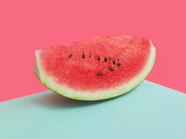 Ist es möglich, bei Hitze nur Obst zu essen und wie viel Wasser kann man trinken? / Was Sie über die Ernährung bei anormalen Temperaturen wissen müssen - Neuigkeiten aus dem Abschnitt „Was zu essen“ auf der Website